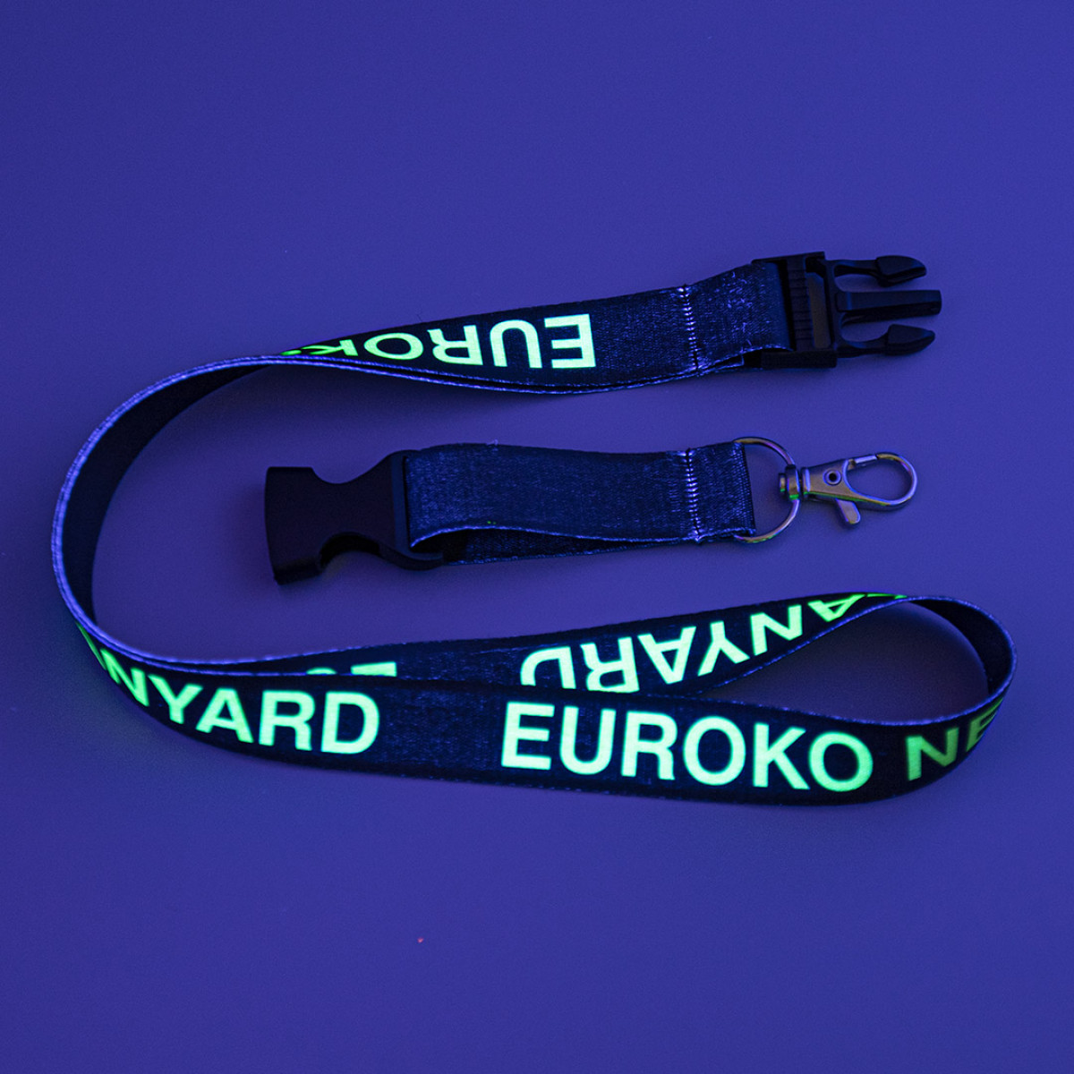 Neon Lanyard with Buckle | www.euroko.eu