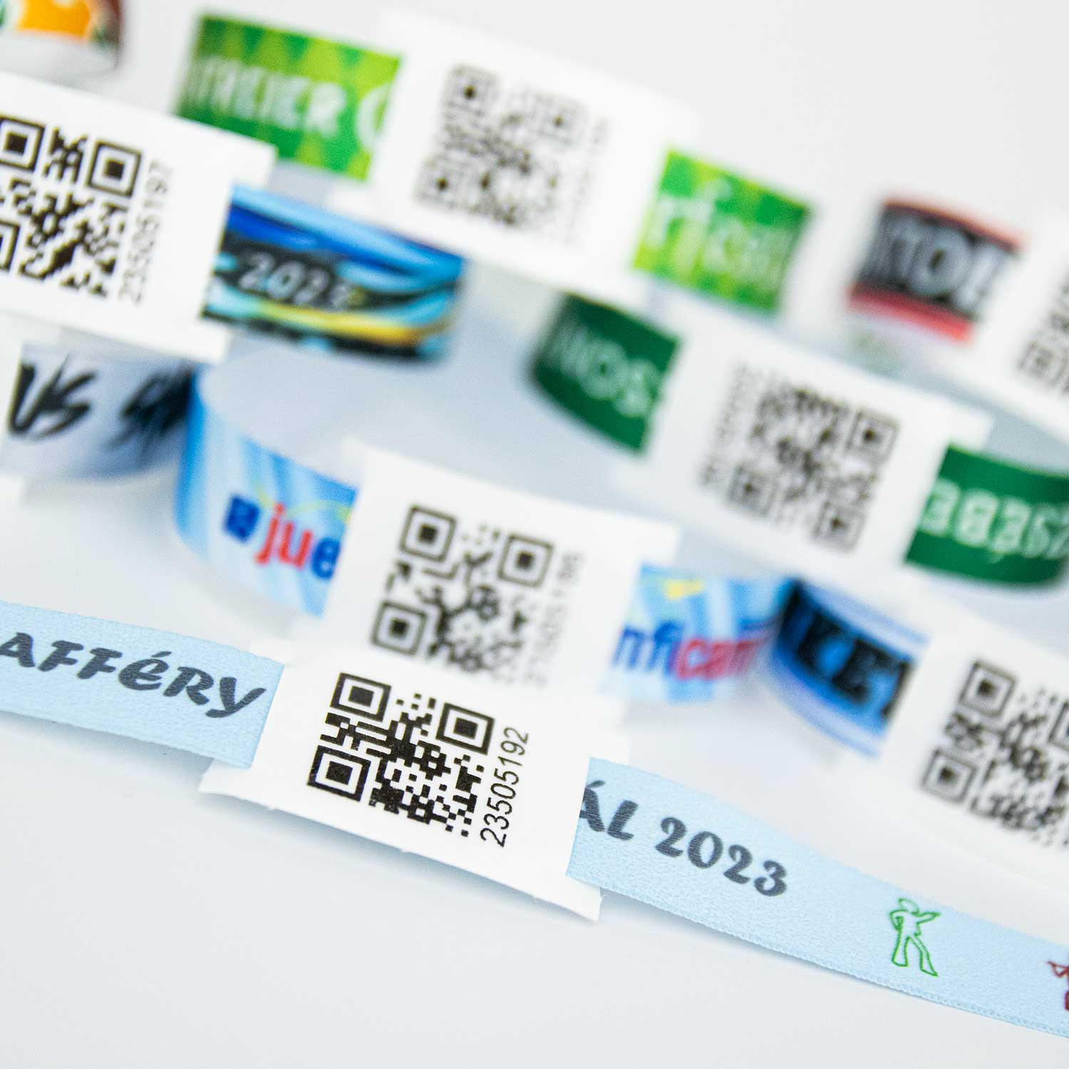 Festival wristband with barcode or QR label | www.euroko.eu